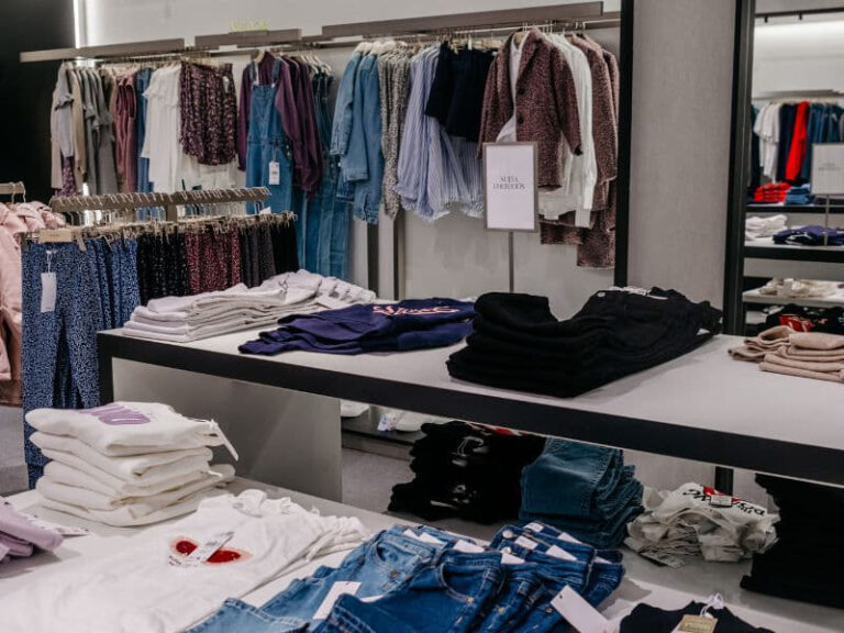 10 prendas de mujer que no pasarán de moda - Ociopía